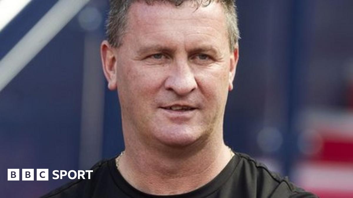 Stranraer part company with manager Keith Knox - BBC Sport