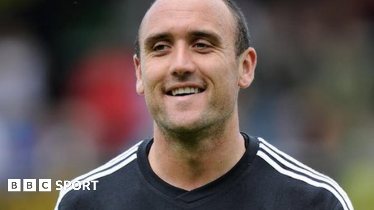 Lee Croft: Racism allegations against Oldham player "unfounded" - BBC Sport