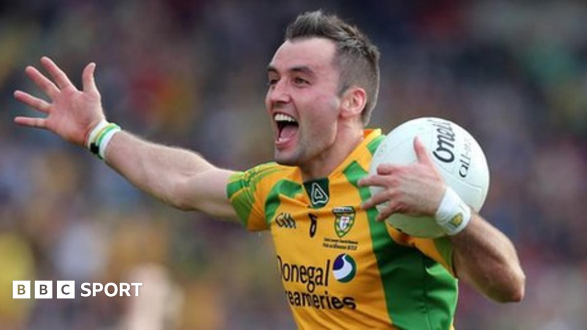 Donegal defender Karl Lacey wins Player of the Year award - BBC Sport