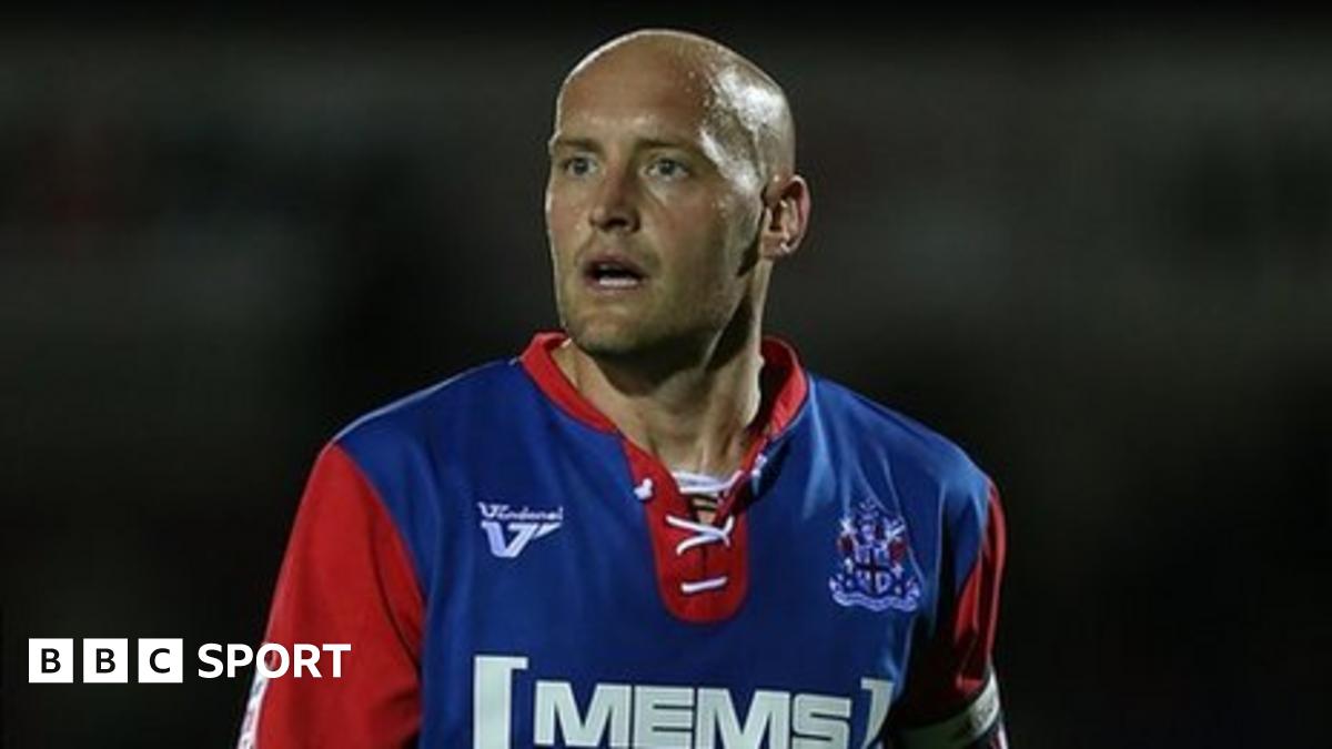 Gillingham's Adam Barrett impressed by club's ambition - BBC Sport