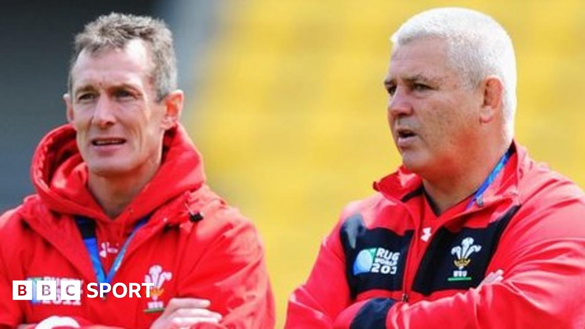 Wales will ignore world ranking worries, says Rob Howley - BBC Sport