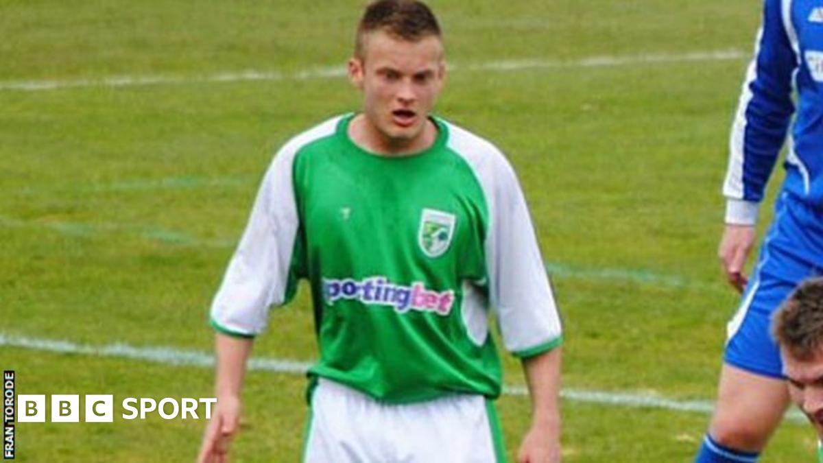 Bristol City's Rhys Jordan returns to Guernsey FC on loan - BBC Sport