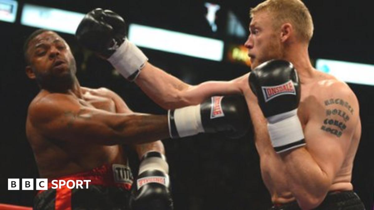 Andrew Flintoff beats Richard Dawson on boxing debut - BBC Sport
