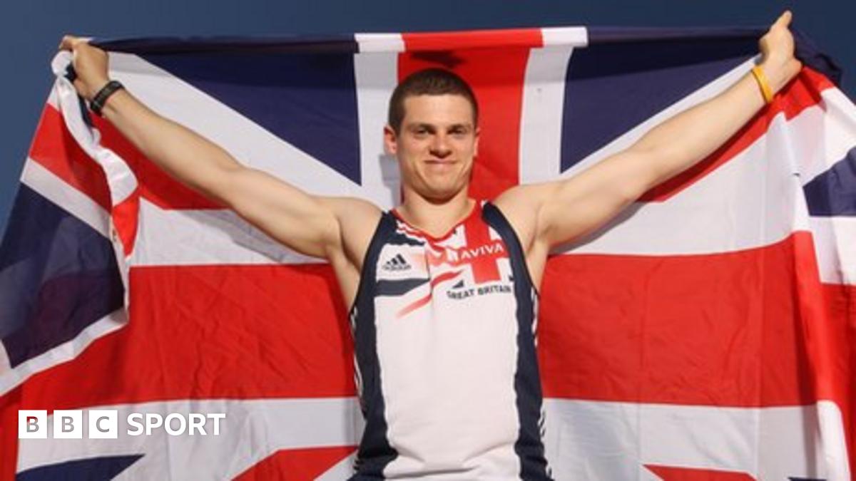 Olympic sprinter Craig Pickering takes up bobsleigh - BBC Sport