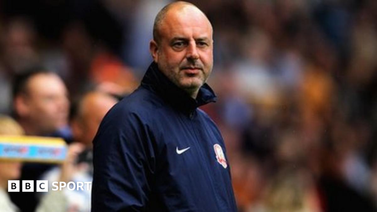 Keith Hill: Barnsley sack manager after defeat by Blackburn - BBC Sport