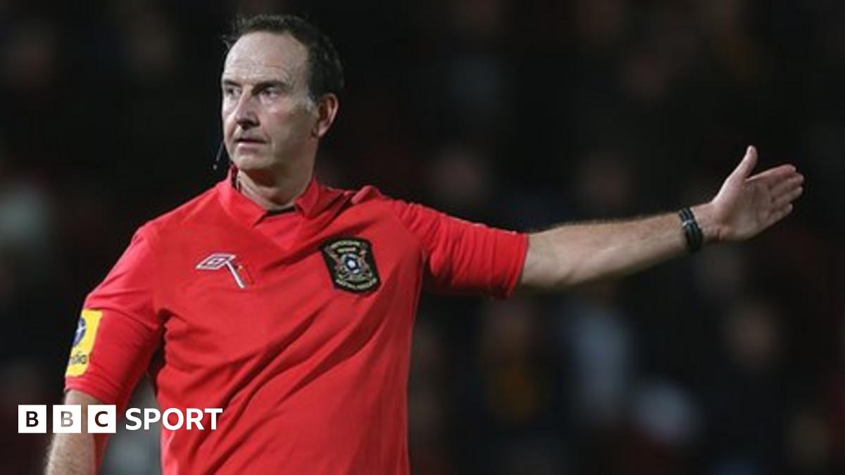 Sheffield Wednesday's Jeremy Helan gets two yellows but no red - BBC Sport