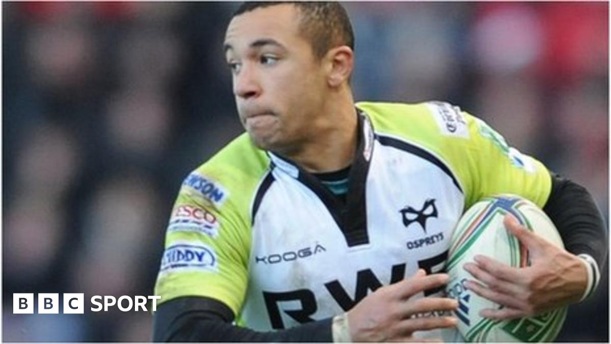 Six Nations: Wing Eli Walker looks to emulate Shane Williams - BBC Sport