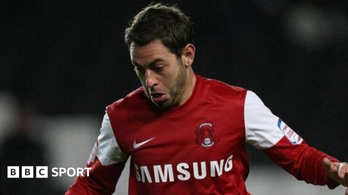 Lee Cook: Leyton Orient man eyes Championship football - BBC Sport