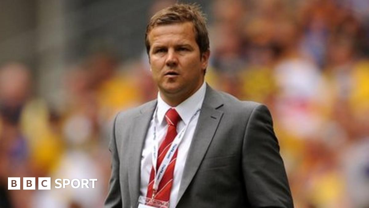 AFC Telford: Mark Cooper becomes interim first-team boss - BBC Sport