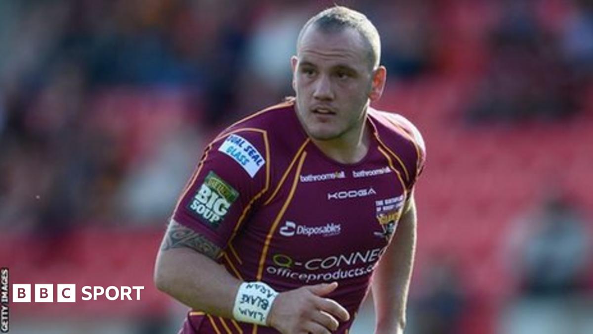 Bradford Bulls: Dale Ferguson signed from Huddersfield - BBC Sport