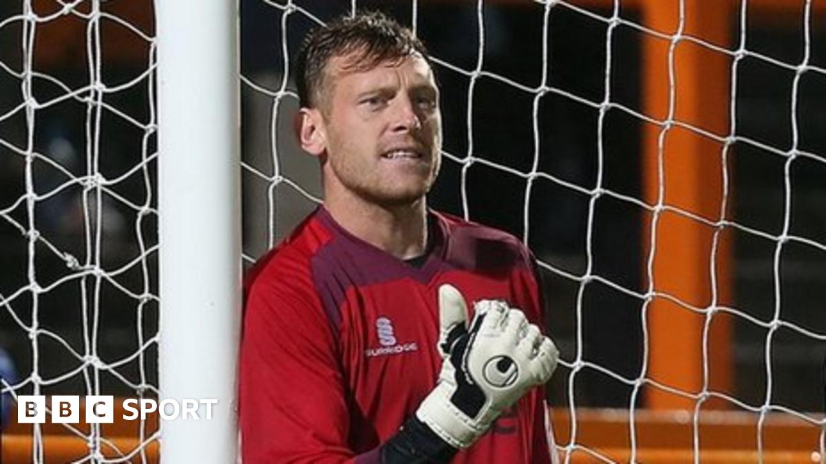 Graham Stack: Goalkeeper aims to settle at Barnet - BBC Sport