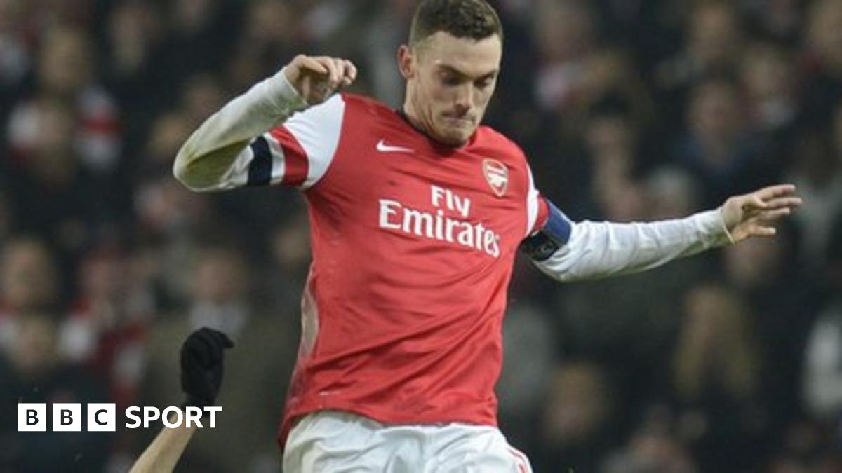 Arsenal: Arsene Wenger should not be sacked - Vermaelen - BBC Sport