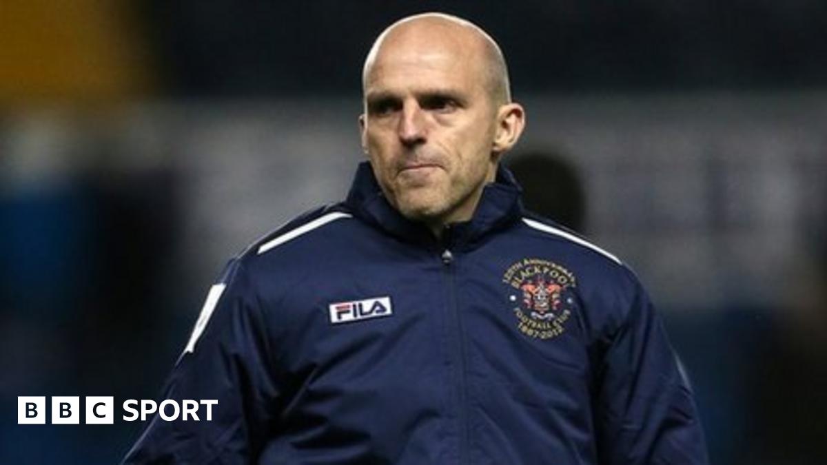Alex Rae: Paul Ince adds Scot to Blackpool coaching staff - BBC Sport