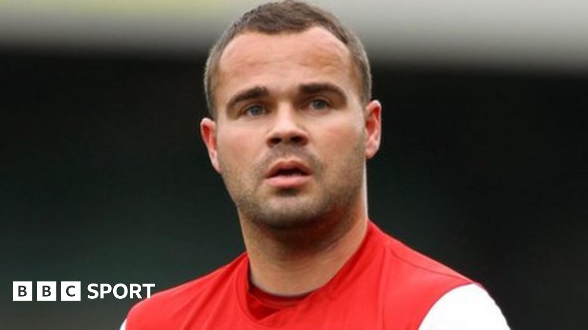 Burton Albion: Lee Fowler keen to extend stay from Doncaster - BBC Sport