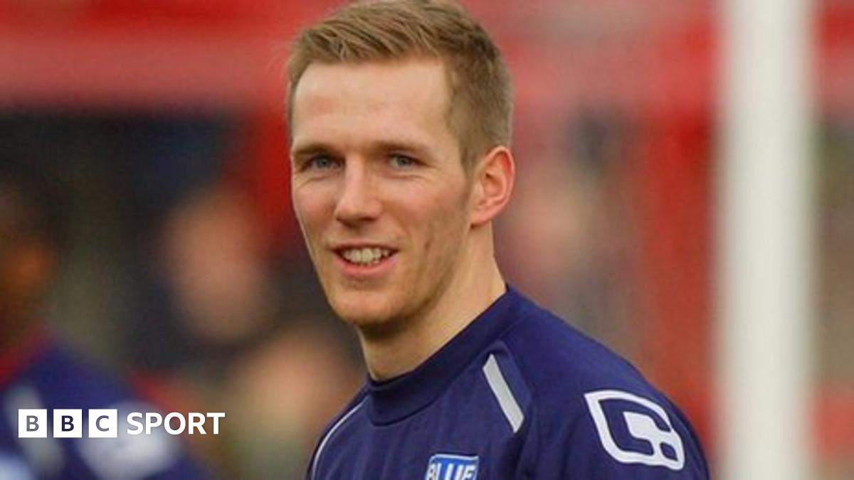 Kidderminster Harries: Jamie Grimes joins on short-term deal - BBC Sport