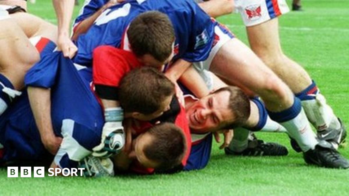 League Two: The day Jimmy Glass rescued Carlisle United - BBC Sport