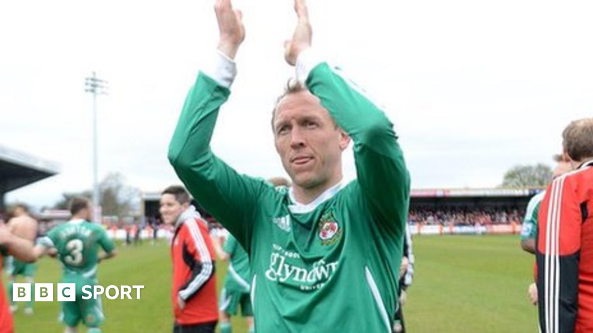 Wrexham player-boss Andy Morrell focused for one final push - BBC Sport