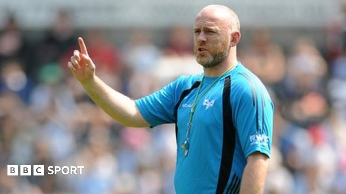 Coach Steve Tandy signs new Ospreys contract - BBC Sport