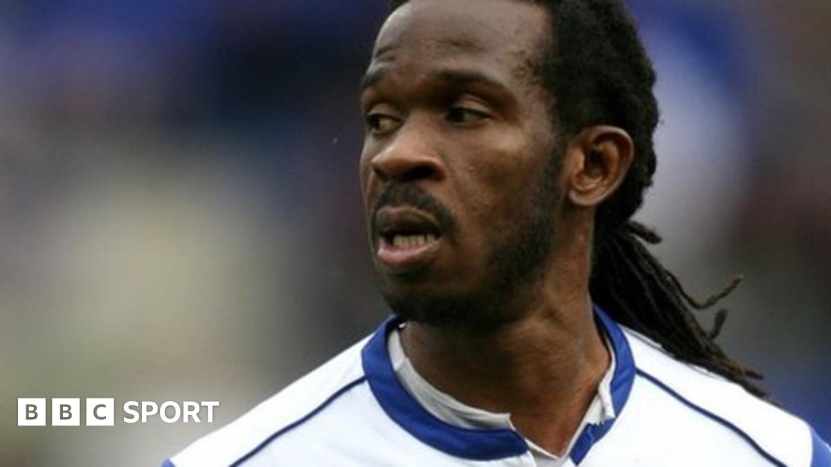 Ian Goodison: Tranmere veteran among five offered new deals - BBC Sport