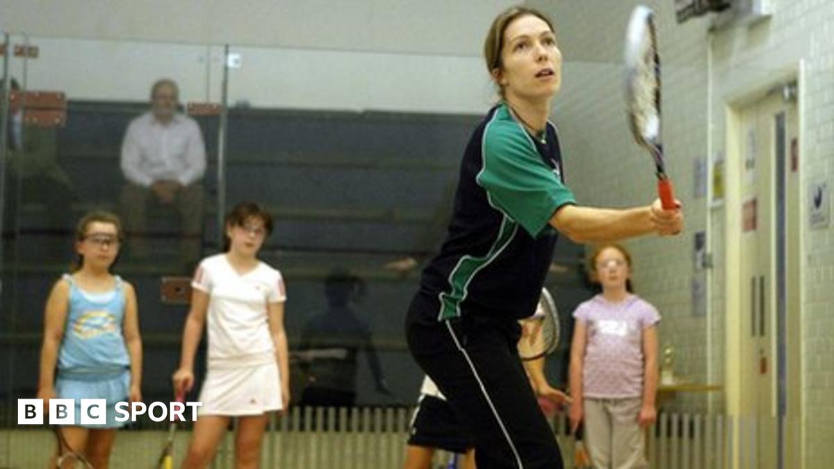 Madeline Perry reaches last 16 in British Open squash tournament - BBC ...