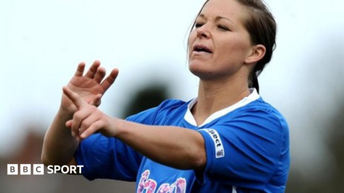 Rachel Unitt to miss rest of season and Euro 2013 with knee injury ...