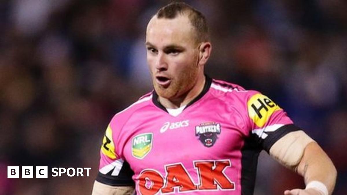 Luke Walsh: Penrith Panthers star to join St Helens in 2014 - BBC Sport