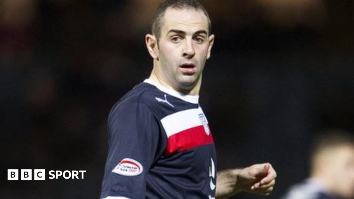 Gary Harkins leaves Dundee for St Mirren contract - BBC Sport
