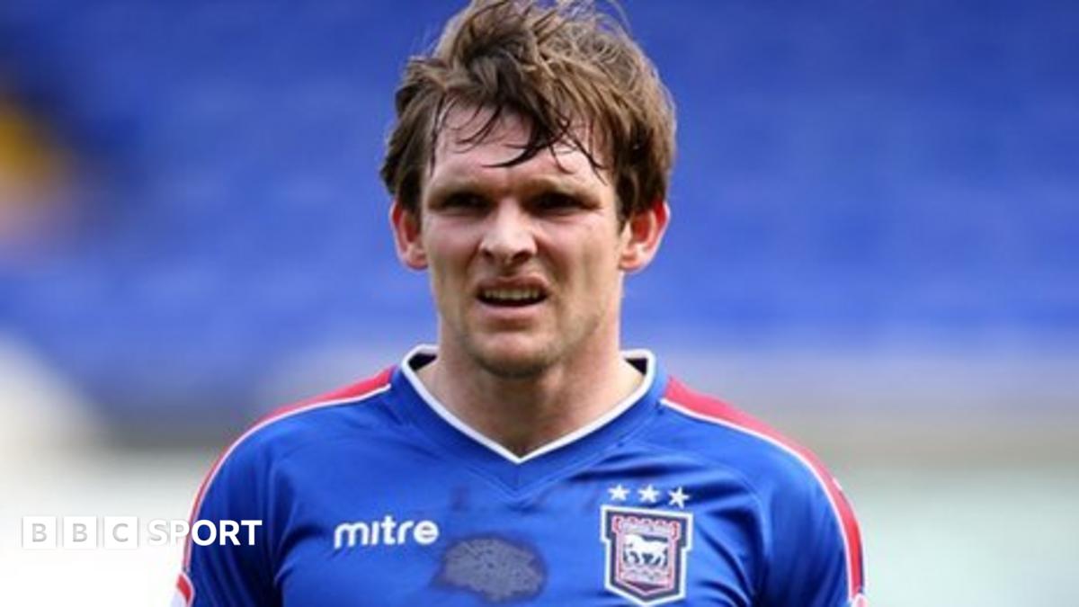 Ipswich Town's Jay Tabb expects Premier League return - BBC Sport