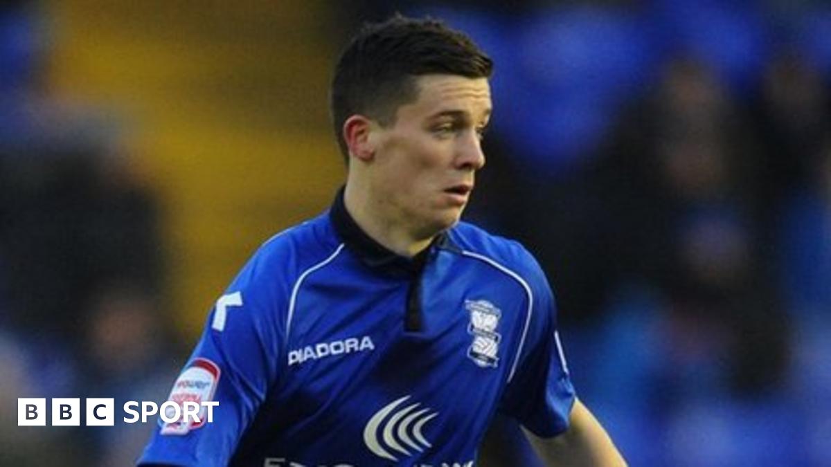 Callum Reilly: Birmingham City midfielder extends stay - BBC Sport