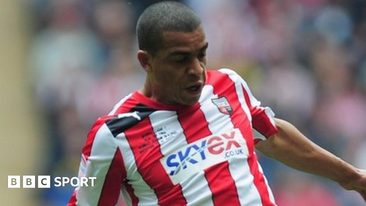 Tom Adeyemi: Birmingham City sign Norwich City midfielder - BBC Sport