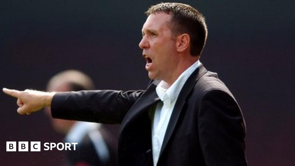 Brian Tinnion ready for Bristol City return after eight years - BBC Sport