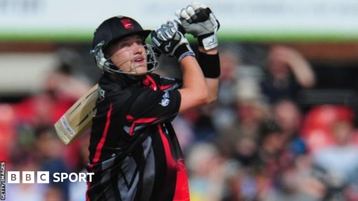 Leicestershire v Nottinghamshire: Joshua Cobb helps Foxes win - BBC Sport