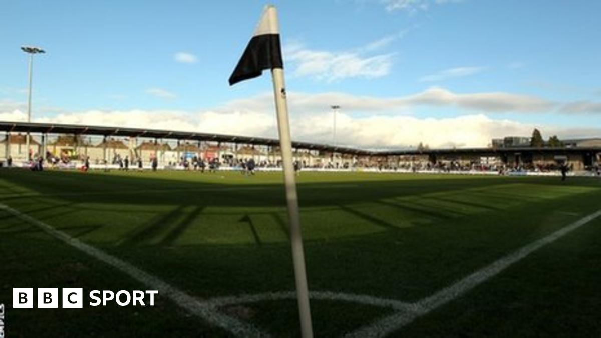 Jason Prior: Dartford sign former AFC Wimbledon striker - BBC Sport