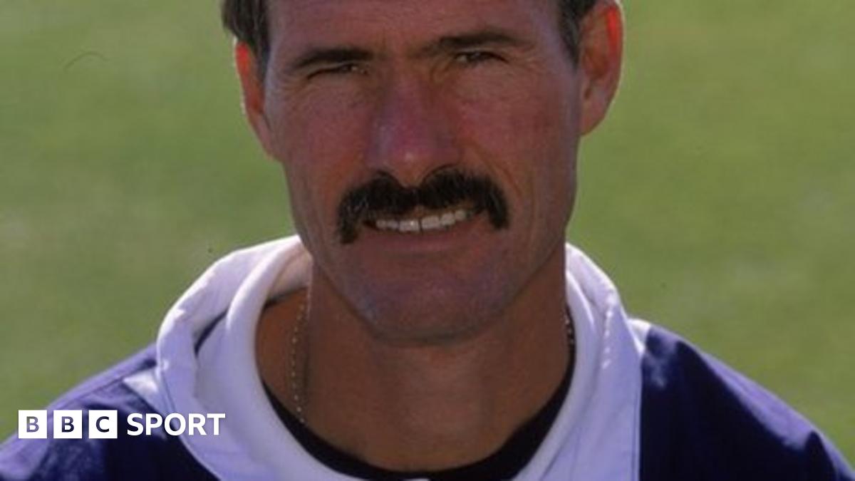 Batting coach Jimmy Cook joins Glamorgan - BBC Sport