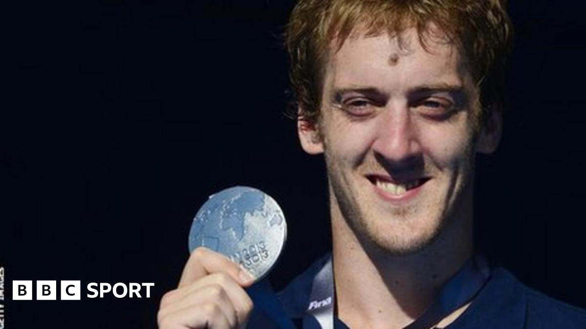 Great Britain's Gary Hunt wins high diving silver in Barcelona - BBC Sport