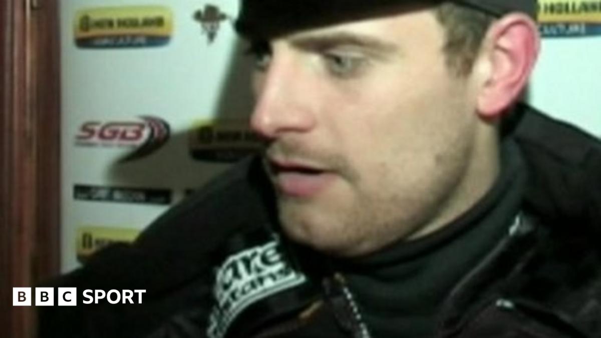 Berwick rider Ricky Ashworth 'serious but stable' after crash - BBC Sport