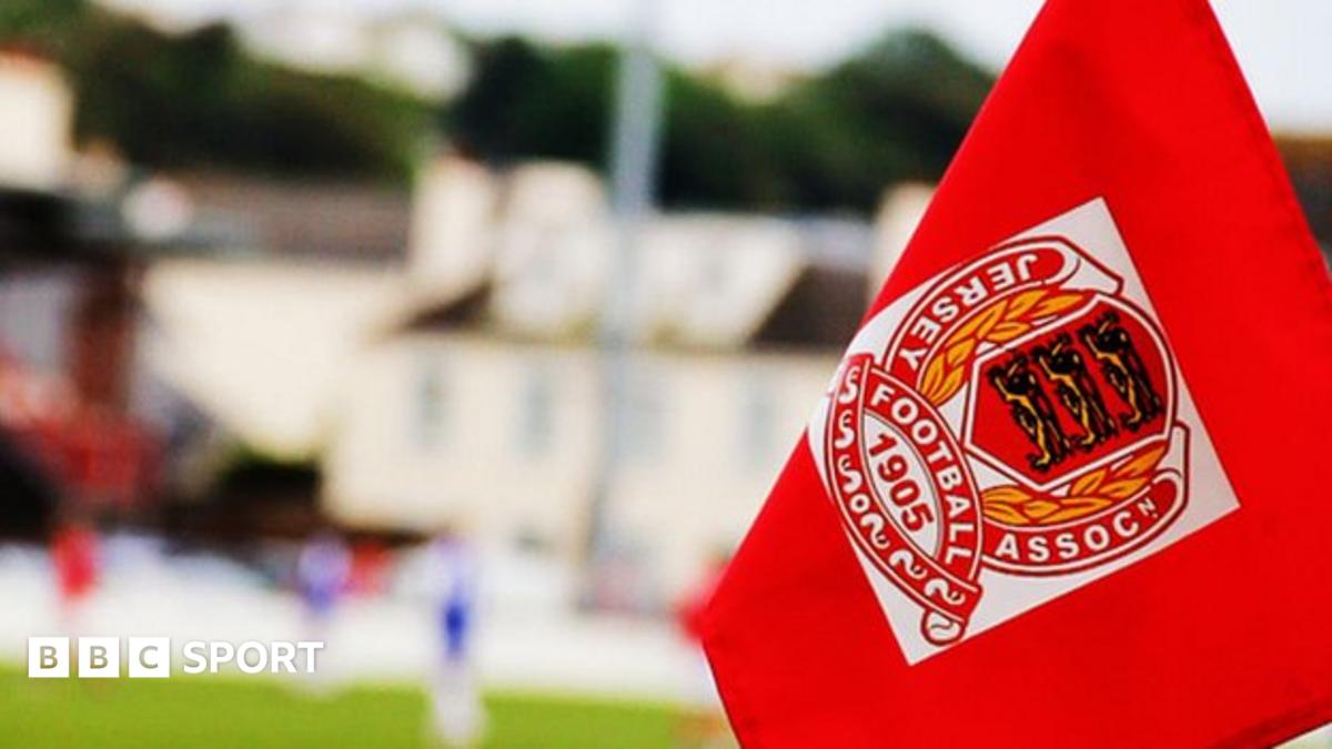 Zenith Cup final: Grouville lift trophy after beating St Paul's - BBC Sport