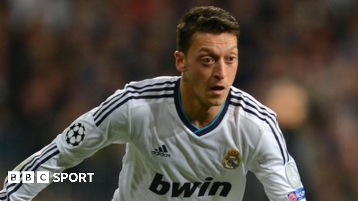 Arsenal take 'appropriate action' against coach Mark Arber - BBC Sport