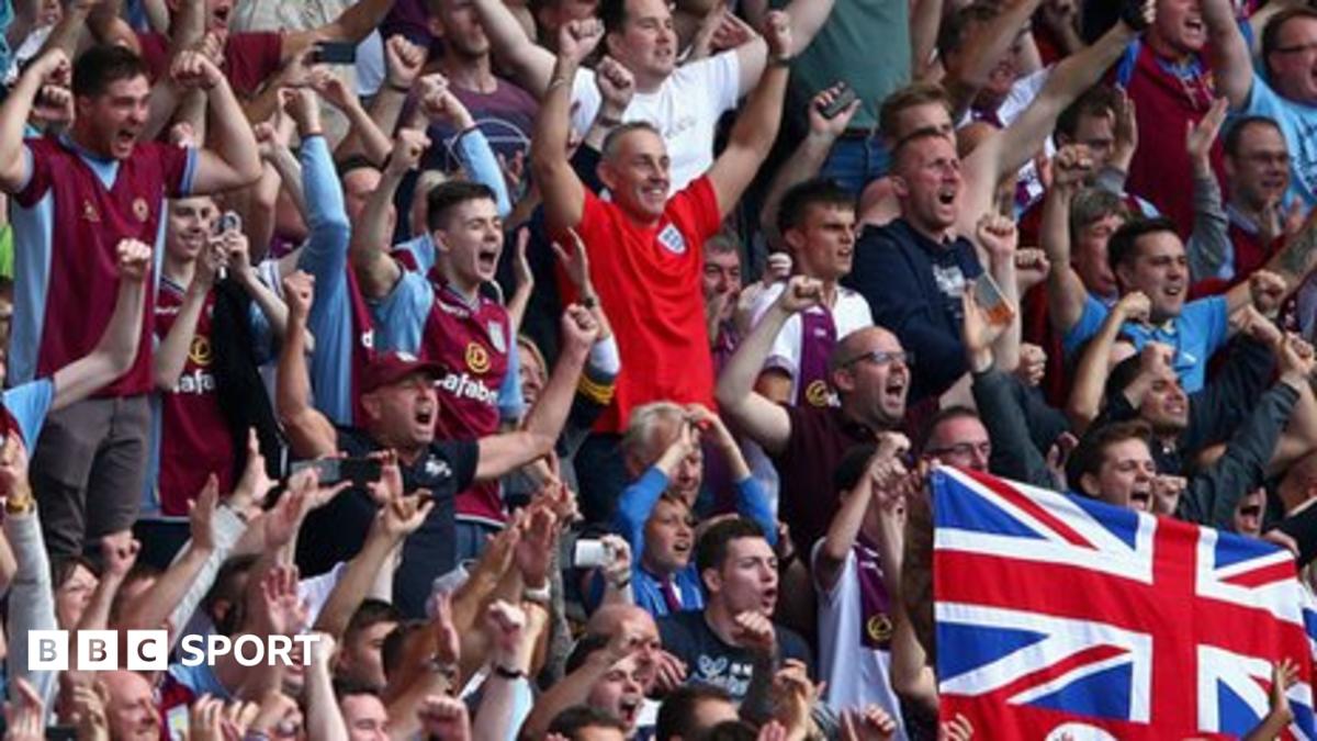 BBC Price of Football 2013: Average ticket prices fall - BBC Sport