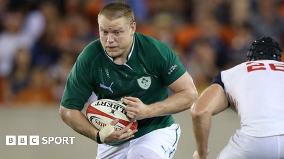 Tom Court and Darren Cave omitted from Ireland training camp - BBC Sport