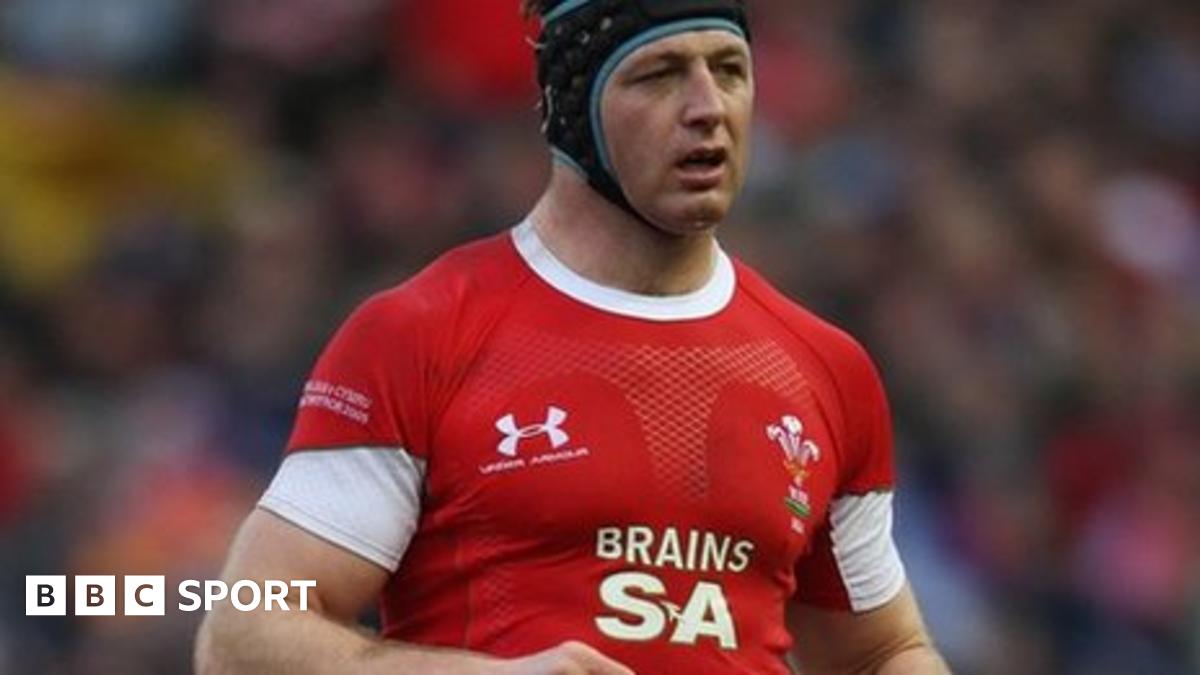London Irish sign former Wales lock Ian Gough - BBC Sport