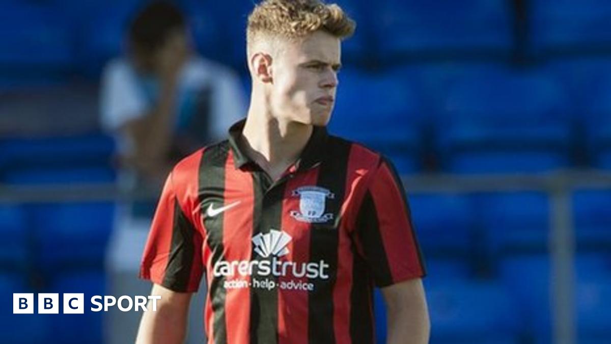 Preston North End: Alex Nicholson joins on short-term deal - BBC Sport