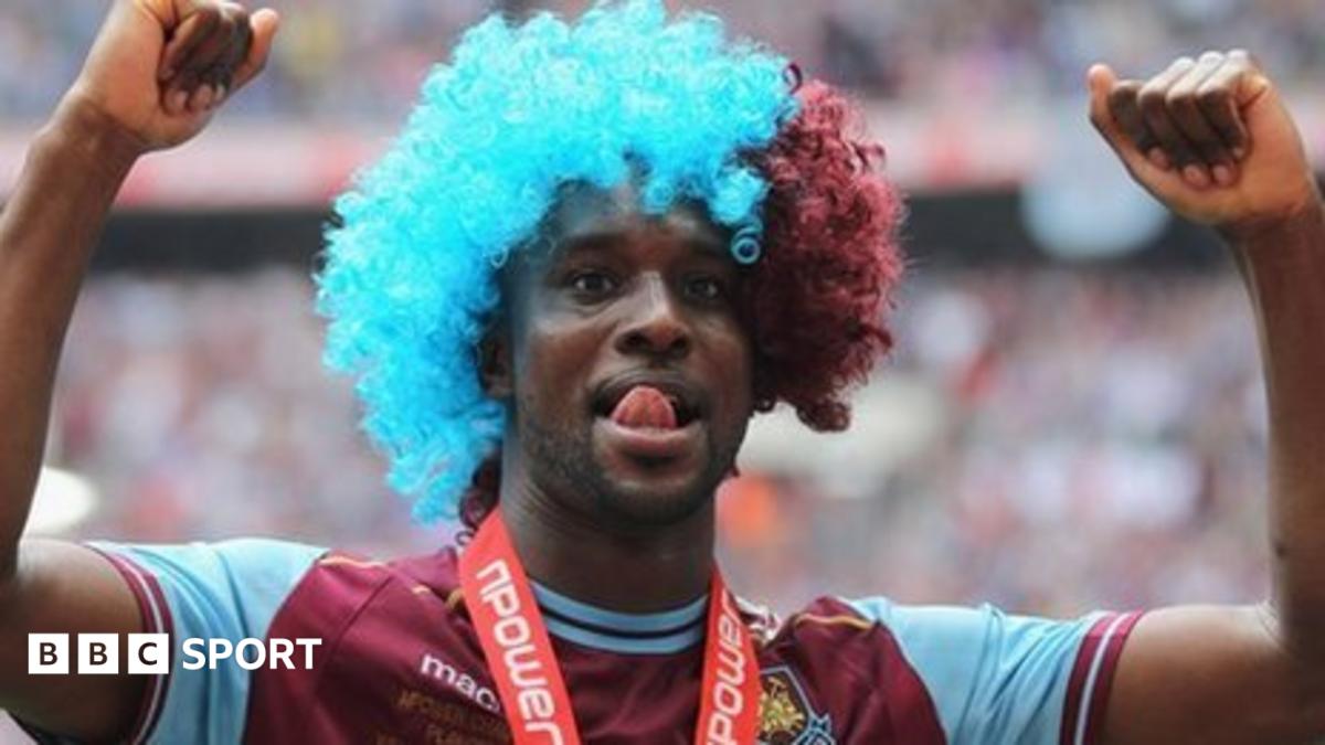 Carlton Cole: West Ham re-sign striker on three-month contract - BBC Sport