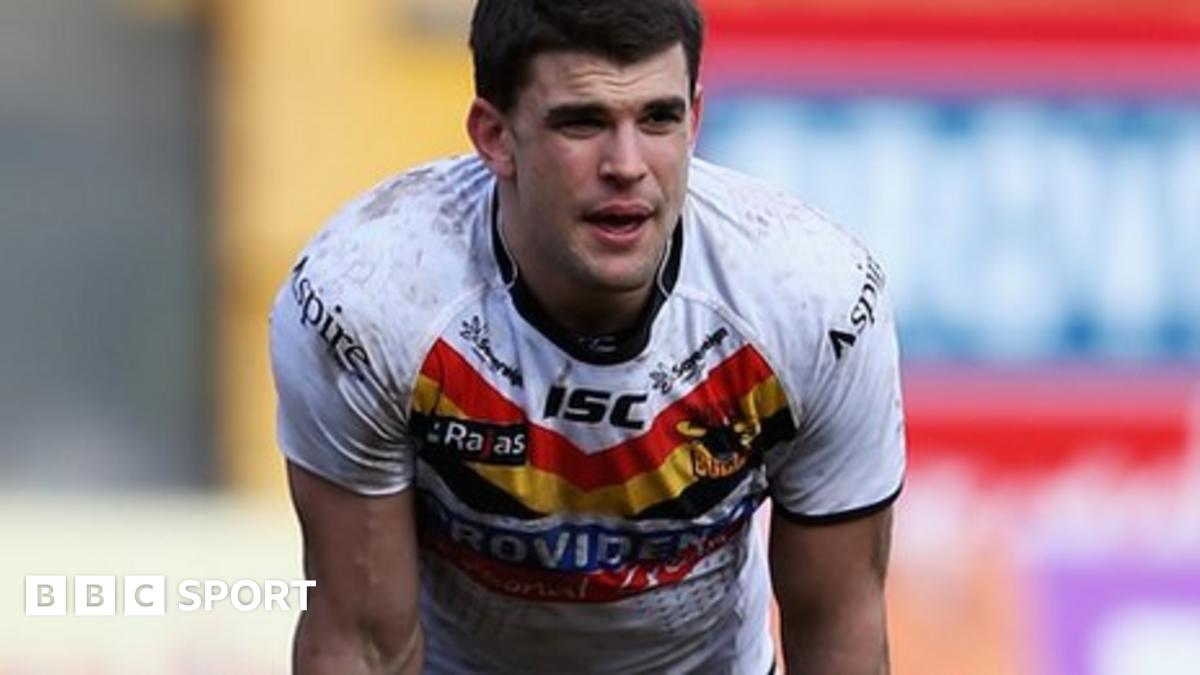 London Welsh sign Bradford Bulls rugby league winger Elliot Kear - BBC ...
