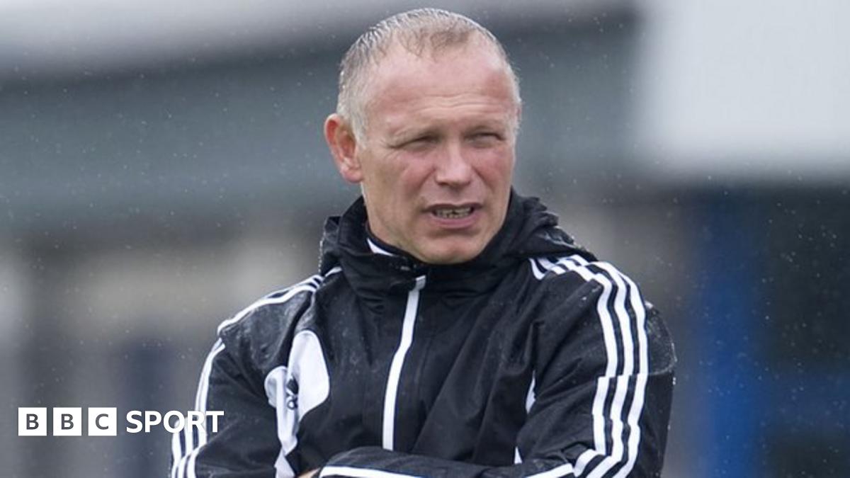 Inverness: John Hughes and Kenny Shiels in for manager's job - BBC Sport