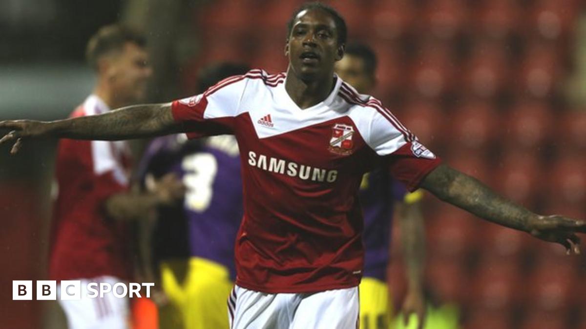 Nile Ranger: Swindon boss Mark Cooper wants respect from striker - BBC ...