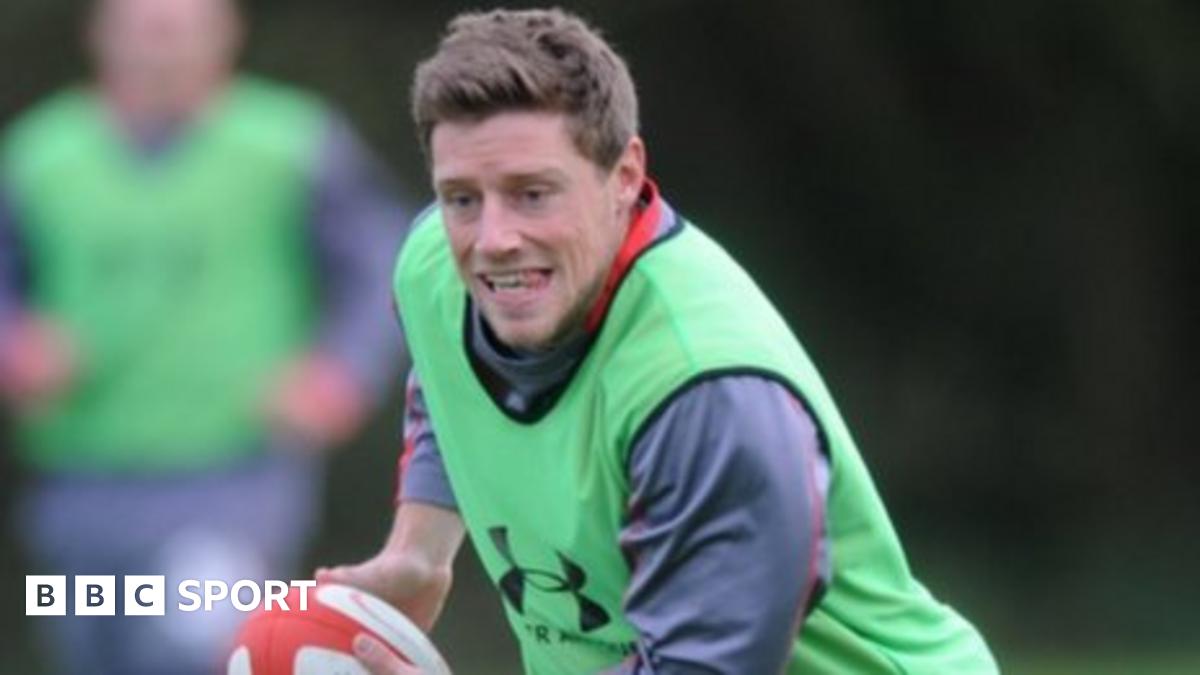 Players 'frustrated' by rugby rows, says Rhys Priestland - BBC Sport