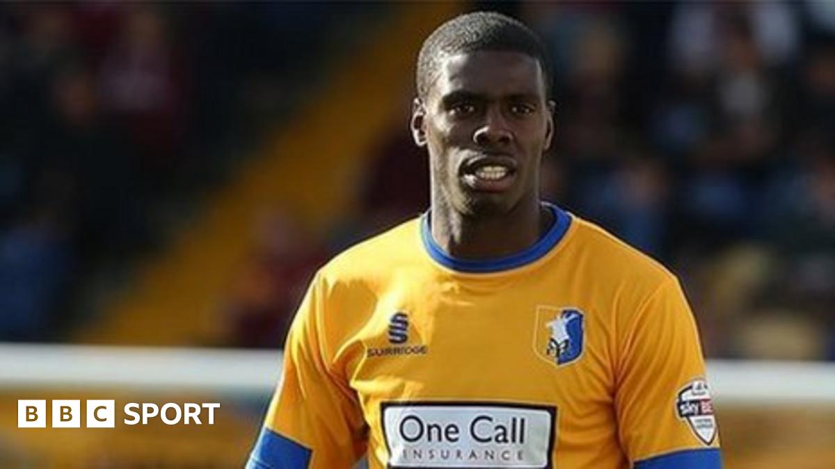 Cheltenham Town 1-2 Mansfield Town - BBC Sport