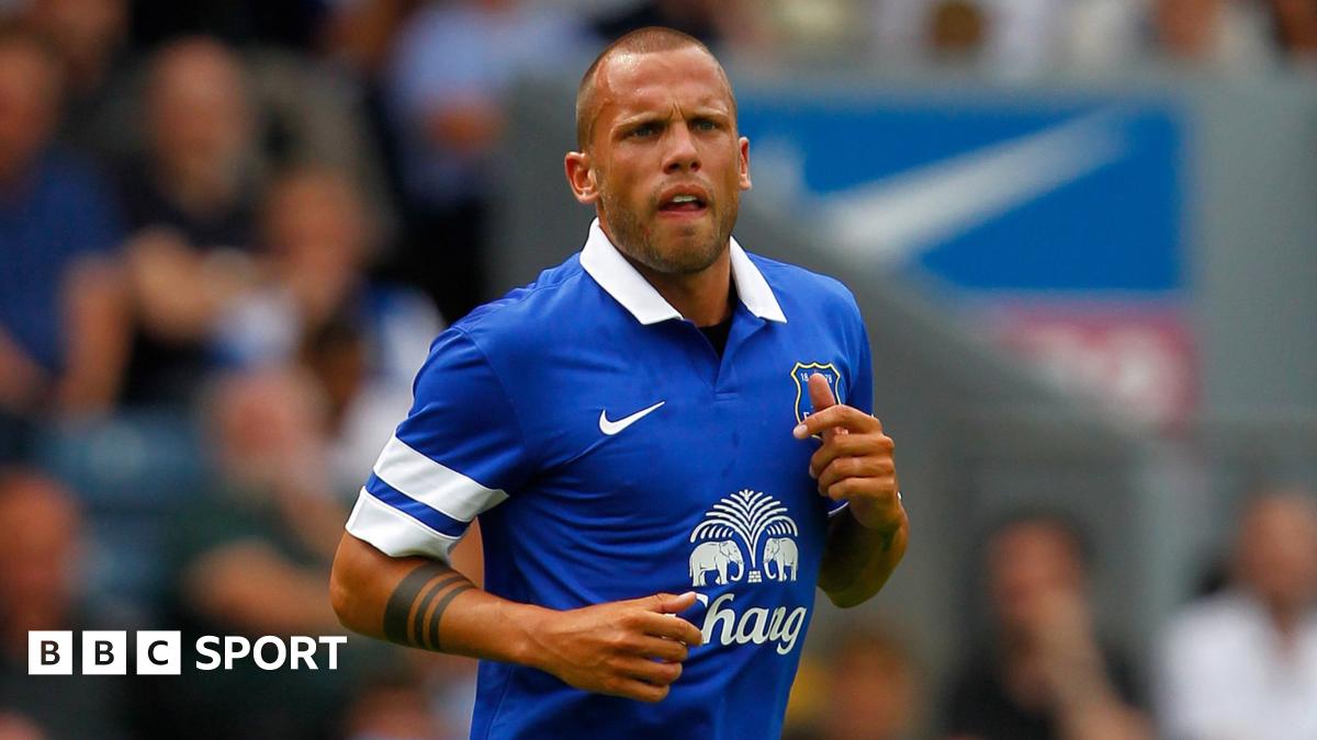 Johnny Heitinga rejects West Ham but expects to leave Everton - BBC Sport