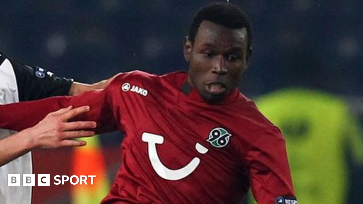 Mame Biram Diouf: Stoke City hope to conclude deal for striker - BBC Sport